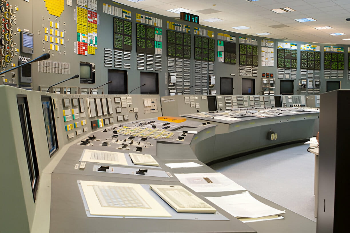 What is a Power Plant Control Room? - Control Room Consoles